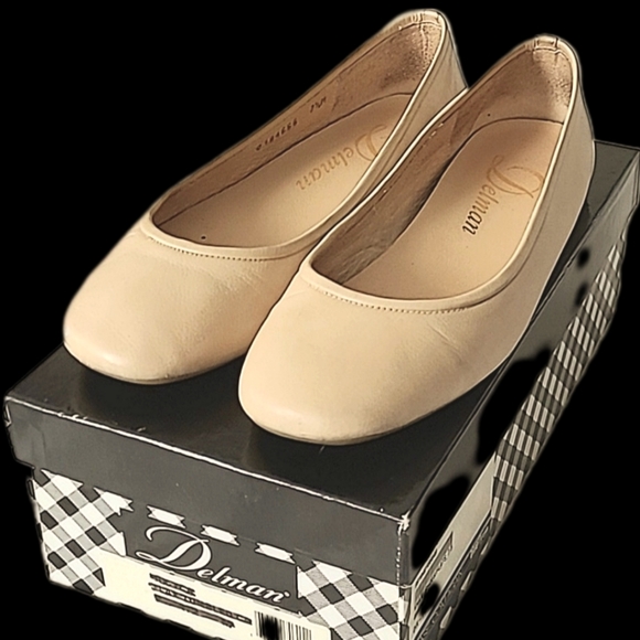 Delman | Shoes | Delman Classic Dix Flax Nude Leather Ballet Flat Sz 75 ...